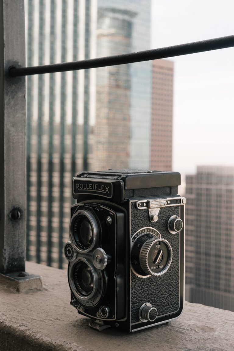 Medium Format vs Full Frame Cameras: Everything You Need To Know