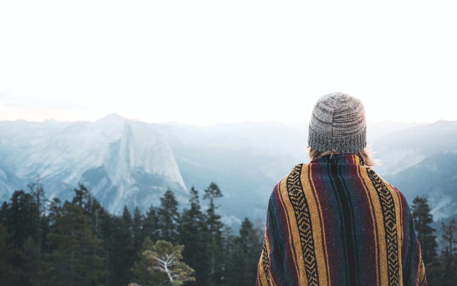 Seeing in Color: A Photographer's Guide to Color Theory