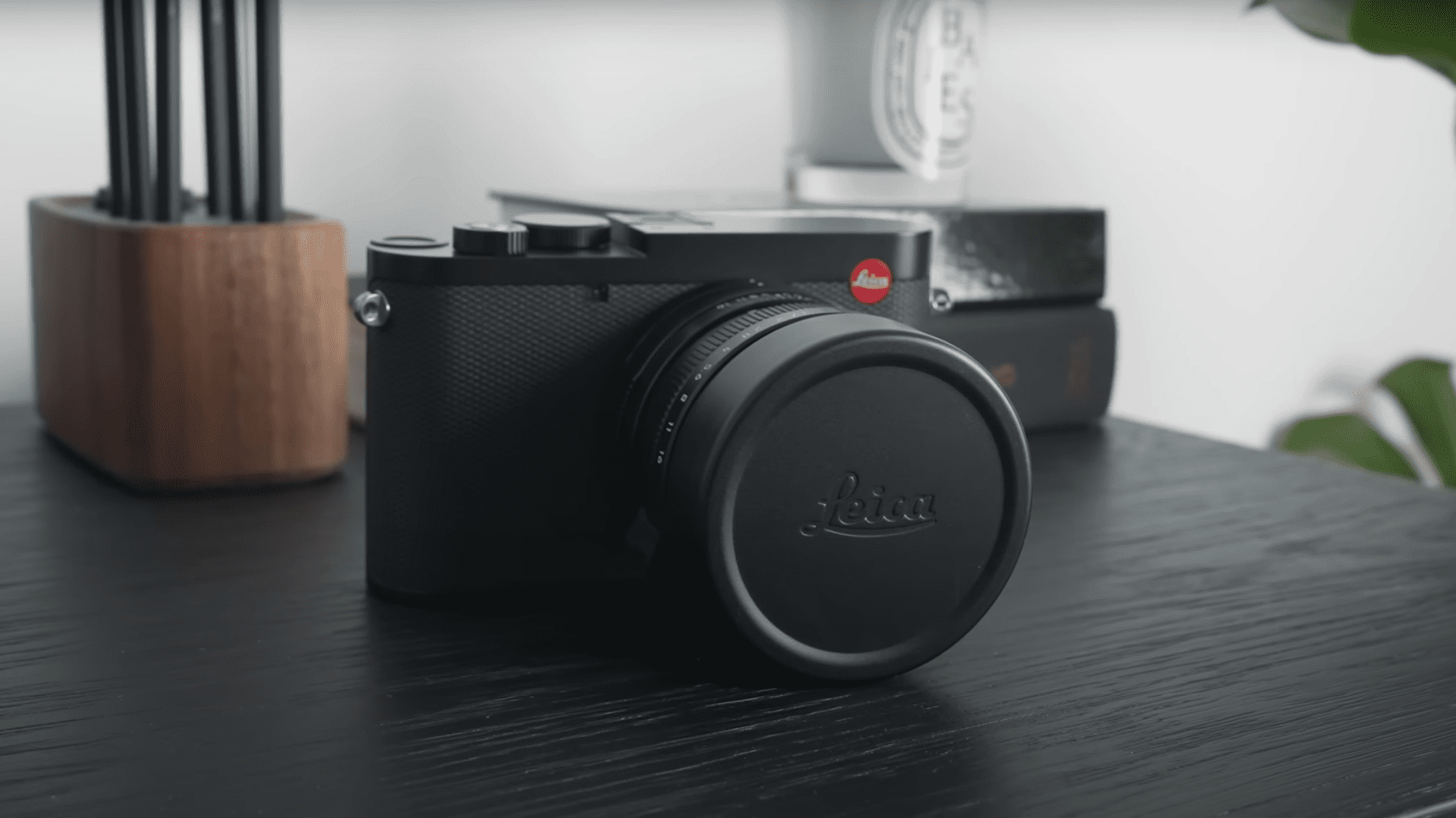 Leica Q3 Review: Our Experience with The New Leica Camera - Artistic Hive